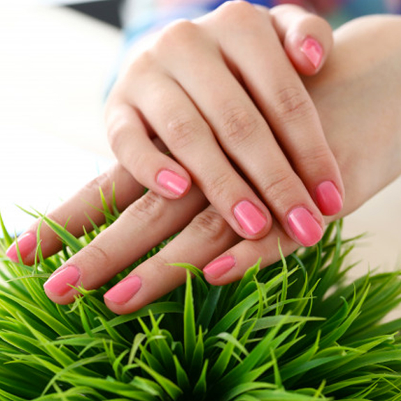 LADIES NAILS - LADIES NAILS